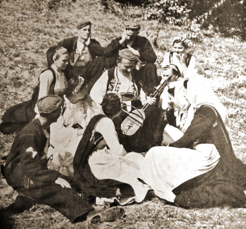 Hrvatska tradicijska glazbala – Croatian traditional instruments